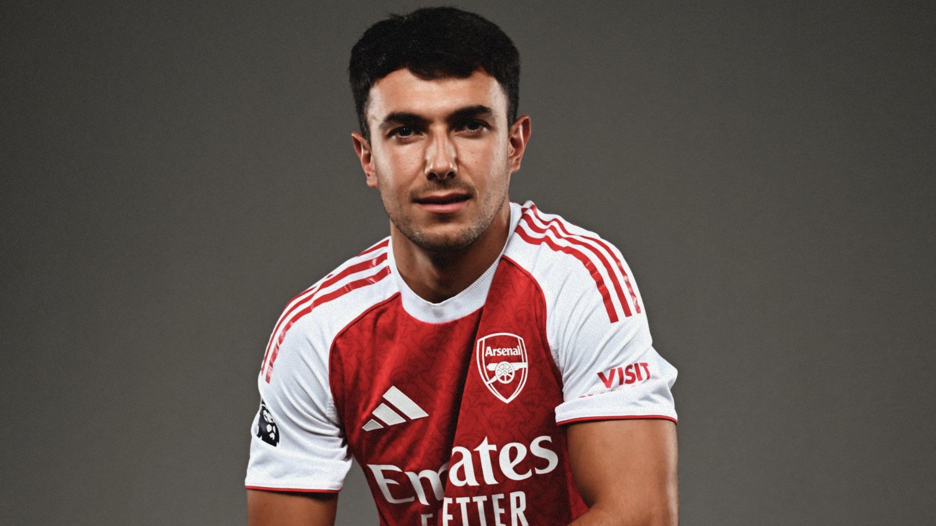 Arsenal new boy Martin Zubimendi reveals why he rejected Real Madrid to play for 'obsessive ...